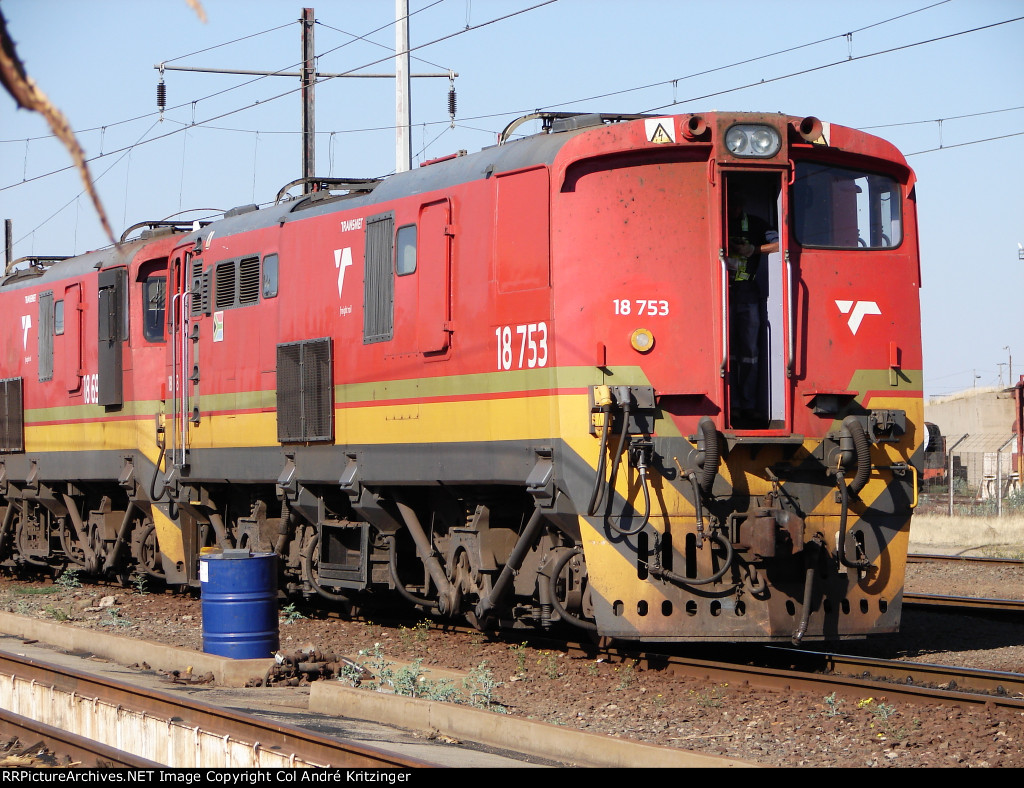 TFR Class 18E 18-753 (Series 2)